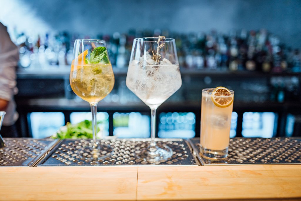 Tins & Tales – Gin-Tasting in Hamburg – Geheimtipp Hamburg